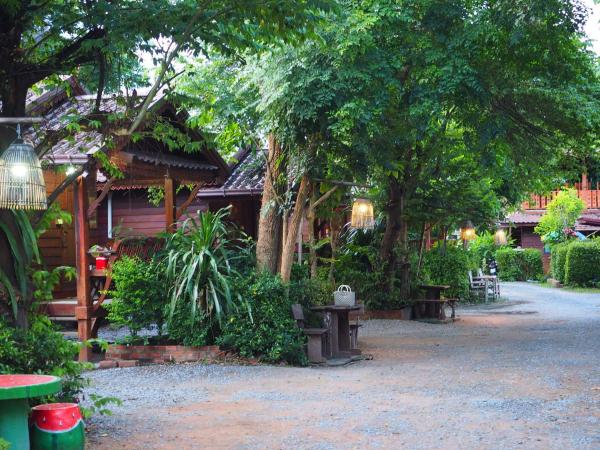 บ้านพัก ญาวีร์ เฮาส์ - 비엔티안