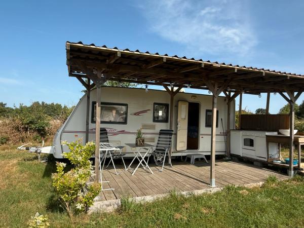 Caravanne 4 Pers Vue Sur L'étang - Haute-Vienne