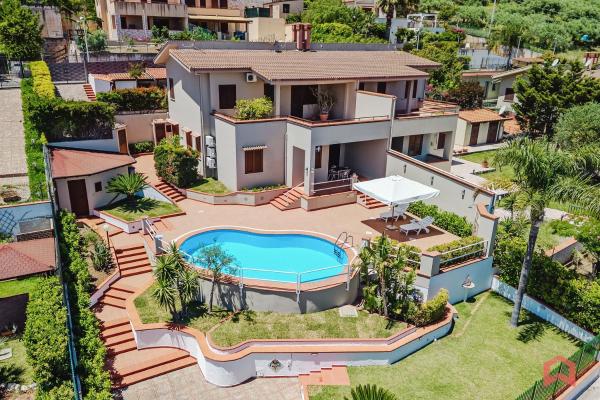 Delizioso Appartamento In Villa & Piscina Privata - Trabia