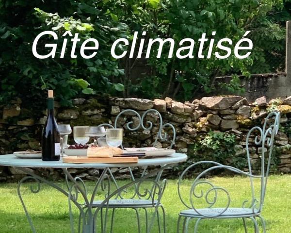 L'instant Beaujolais 2 Ou 4 Personnes Logis Cosy Balnéo Vue Jardin - Beaujolais