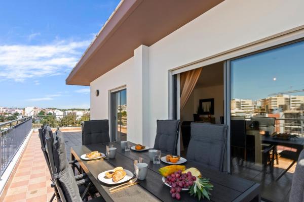 Sky Residence Penthouse - Lagos