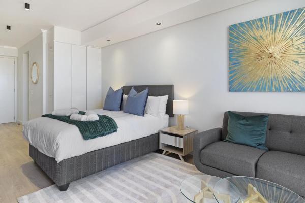 Ellipse Waterfall 3902 - Midrand