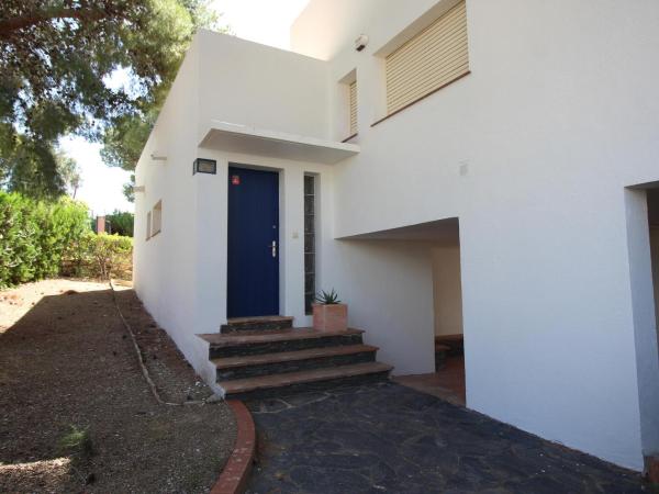 Casa Con Jardín A 100m De La Playa En Llançà, Cerca Del Puerto Y Comercios - Es-228-12 - Colera