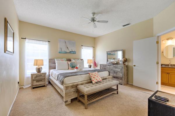 2 Suites, 1 King, 5 Beds Pool Games Room #810 - Florida