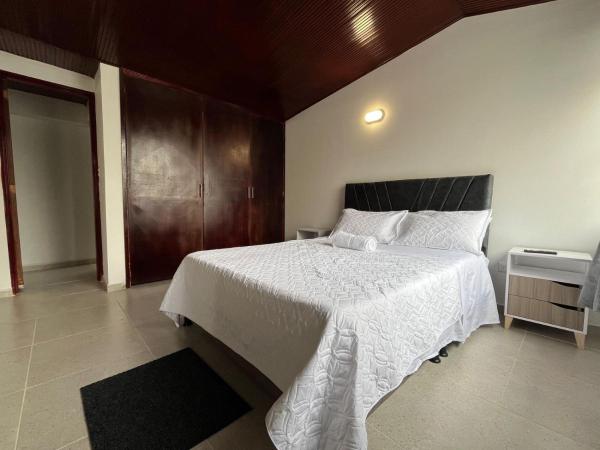 Casa Hotel Pontevedra - Cerca A La Clínica Shaio, - Meta