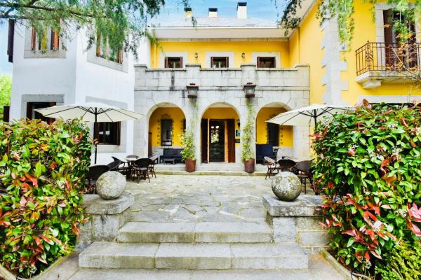Punta Me Palace " Hotel & Private Events " - Alpedrete