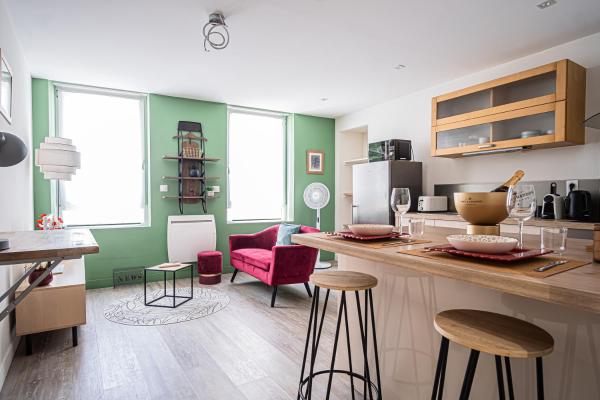 Elegant Apartment City Center Cathedral - Reims