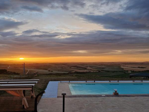 Ferienwohnung Mit Pool Und Panoramablick - Senigallia