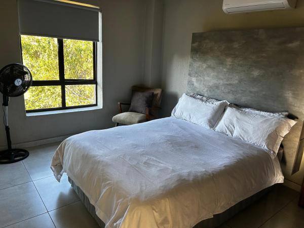 Kingfisher's Song - Nelspruit