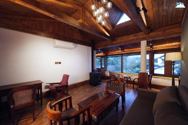 Aasmaani Cottage - 2 Bhk Family Deluxe Cottage - 穆索里