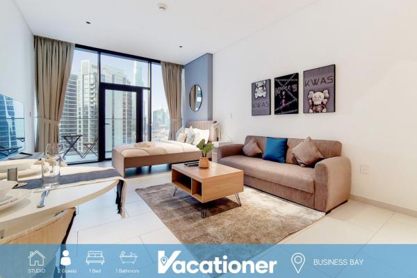 Marquise Square Tower, Business Bay - Bright Studio - Dubai