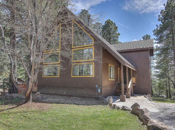 Luxury Hilltop Cabin Rental With Hot Tub Overlooking Forest In Flagstaff, Arizona - Flagstaff, AZ
