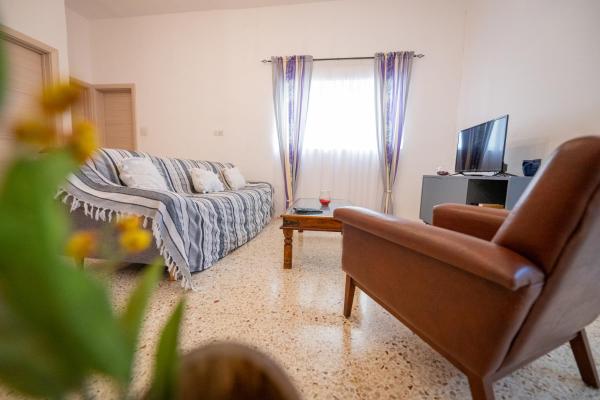 Bugibba Spacious 3br Family Apartment I Cot I Walk To Beach - Malta