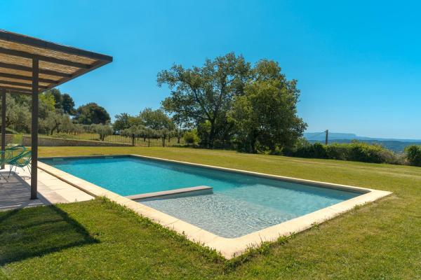 Sur Les Hauteurs Du Luberon - Cucuron