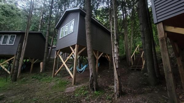 Off-grid Tree Houses Great For Groups Getaways In Minnesota - Whitewater State Park, Altura