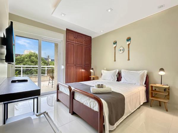 Piscina - 200m Do Mar - Ac - 1 Suite Com Banheiro - Guarujá