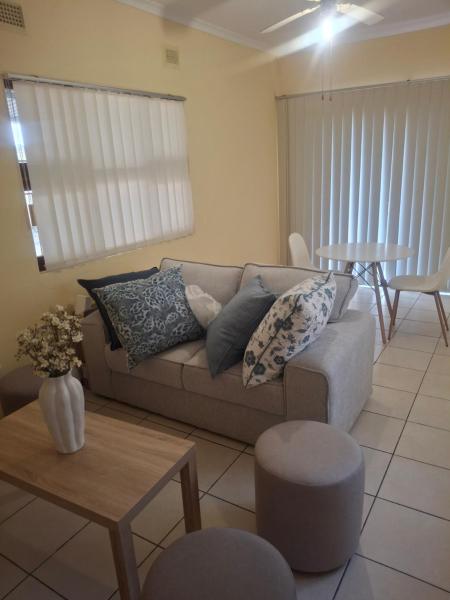 Fundisa's Place - Port Shepstone