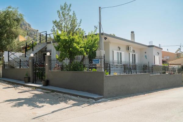 Gray House Salamina - Элевсин