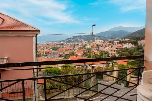 Posto Auto E Vista Magnifica - Relax Al Mare - Pietra Ligure
