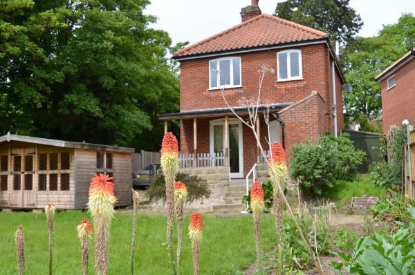Friarscroft Lodge Holiday Home - Wymondham