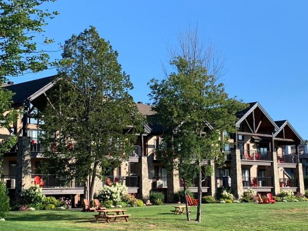 Condo 2 Chambres Avec Accès Aux Pistes De Ski - Saint-Sauveur