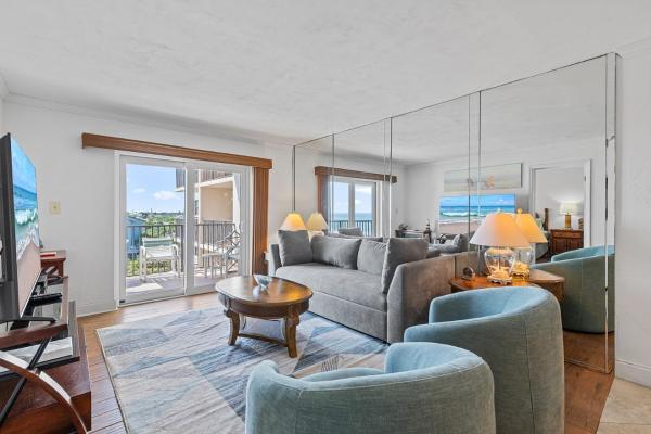 404 - 2/2 Ocean View Gem - Florida