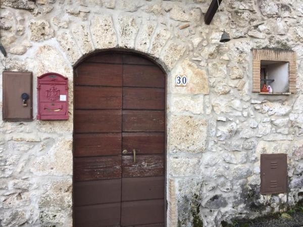 Chalet In Campagna - Lazio