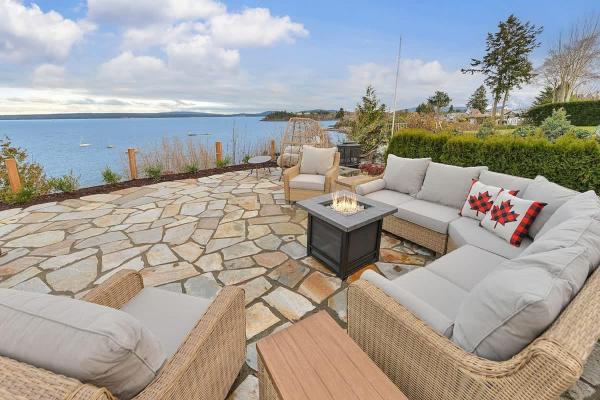 The Beach House Suite - Chemainus