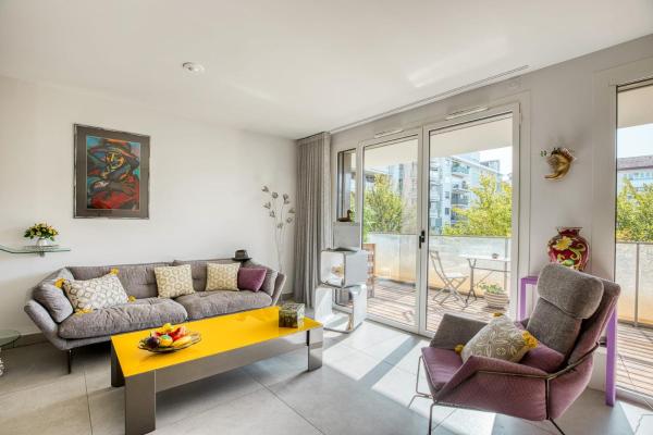 Appartement Dolce Vita - Your Ideal Getaway In The Heart Of Annecy - ibis Styles Annecy Centre Gare