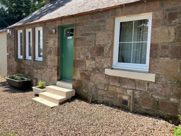 Wee Lyon Cottage - Ayrshire