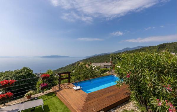 Beautiful Apartment In Bregi - Opatija