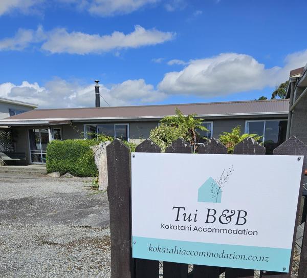 Kokatahi Accommodation - Hokitika