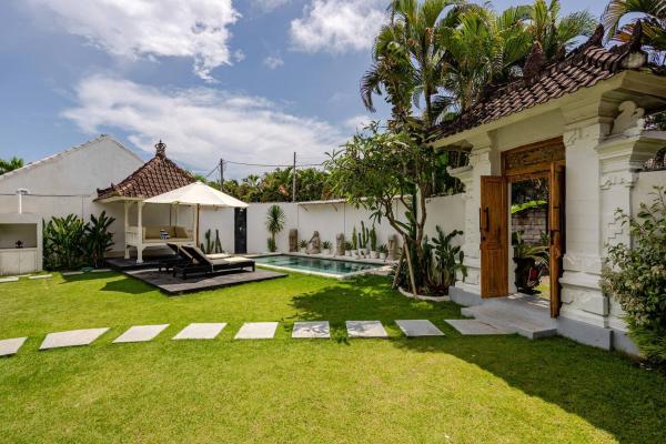 Villa Curves Bali - Ngurah Rai Airport (DPS)