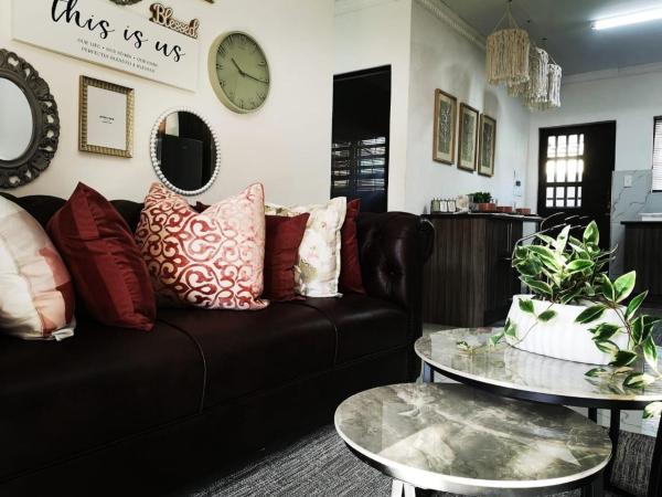 Carissa Street Self-catering Units - Burgersfort