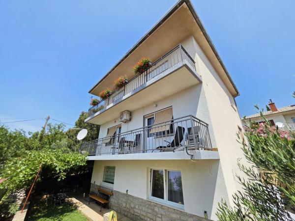 Brlja Nv - Apartment For 4 Persons On Great Location - Novi Vinodolski