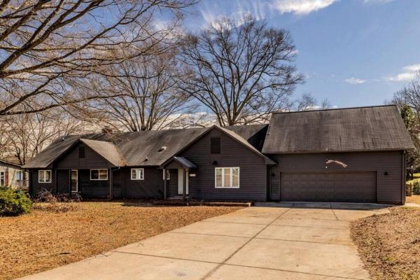 Breathtaking Cottage With Fire Pit And Amazing Views In Mooresville, North Carolina - Mooresville, NC