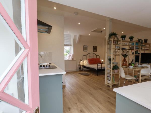 Sea Pink Studio - Corfe Castle