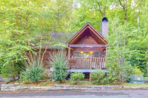 Lazy Bear Lodge By Avada Properties - Wears Valley, TN
