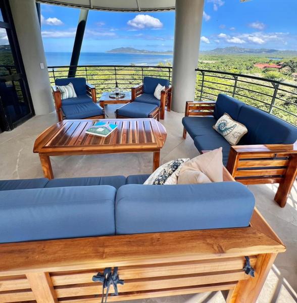 La Perla 161-oceanview,penthouse,walking Distance - Tamarindo