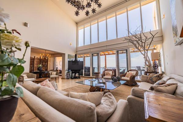 Luxurious Penthouse At Vistamar! Golf - Beachclub - La Paz