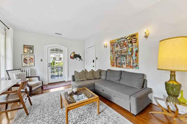 Elegant 1br In Elizabeth With Covered Porch - Charlotte, NC