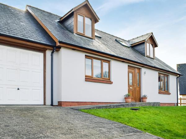 Tyn-y-canol - Haverfordwest