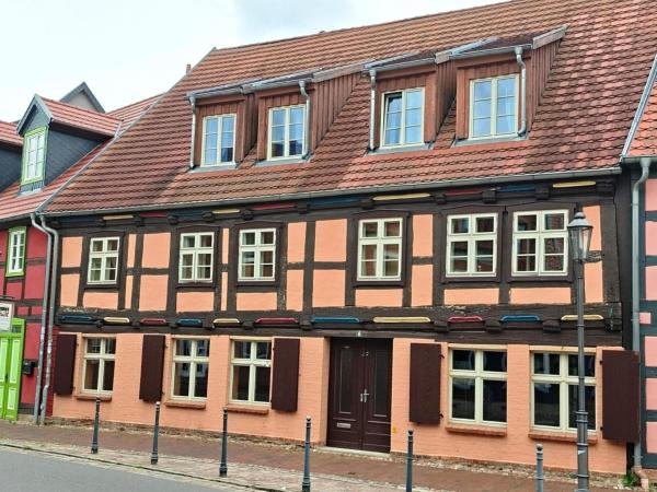 Holiday Apartment Backbord In The Center Of Röbel - Müritz