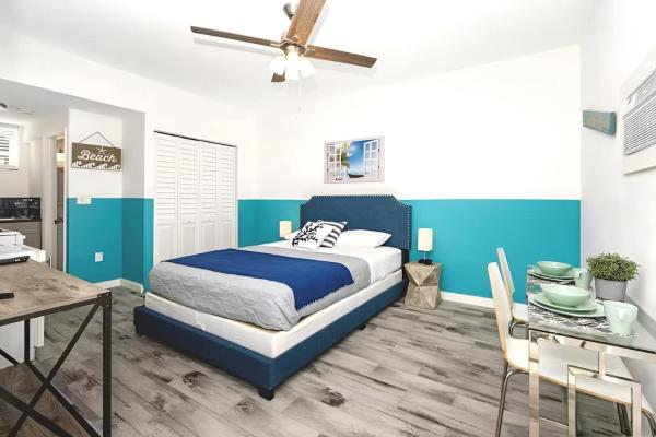 Blue Coral Studio - Hollywood, FL