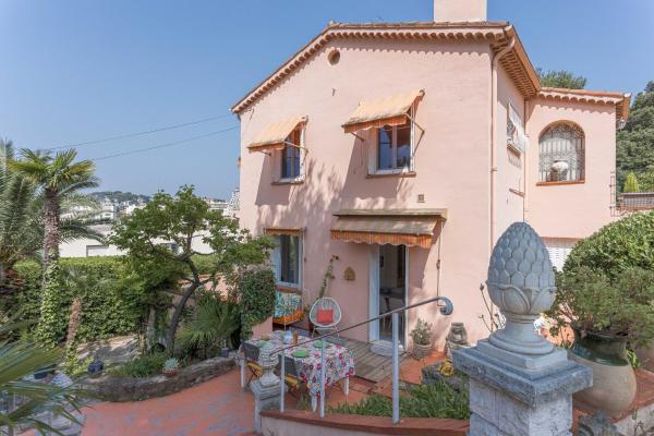 Villa Les Chênes Verts By Halldis - Grasse