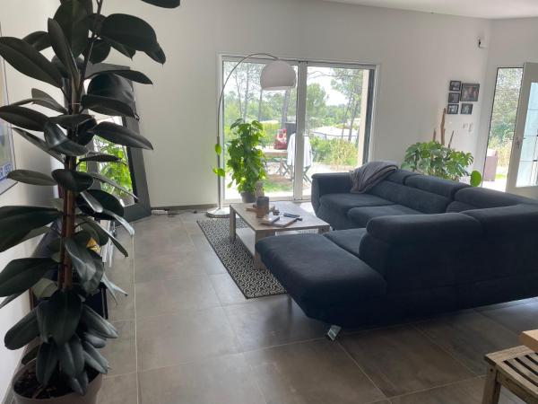 Chambre Dans Une Charmante Maison Au Coeur Des Vignes Du Pic Saint Loup - Claret