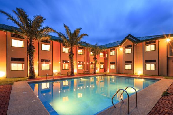 Microtel By Wyndham Cabanatuan - San Leonardo
