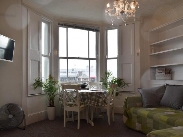 Flat 2 Beachview - Ukc4220 - Lowestoft