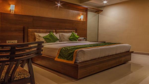 Hotel Heavens Park - Bilaspur