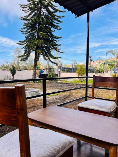 Costa Green Garden- Luxury 4 Bedroom Bungalow With Mind Blowing Mountain View - Kodaikanal